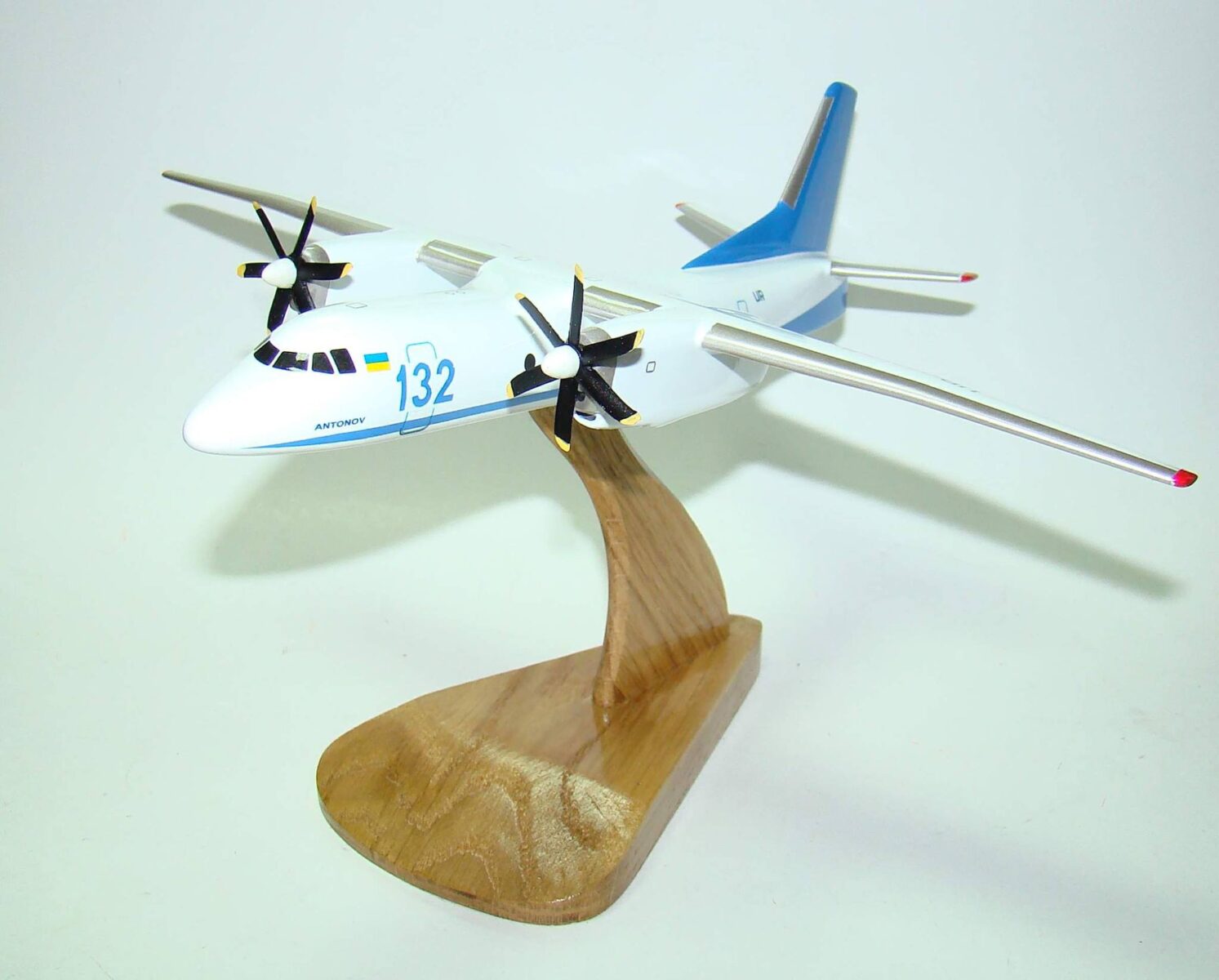 First flight of new Ukrainian An-132 transport aircraft for Saudi ...