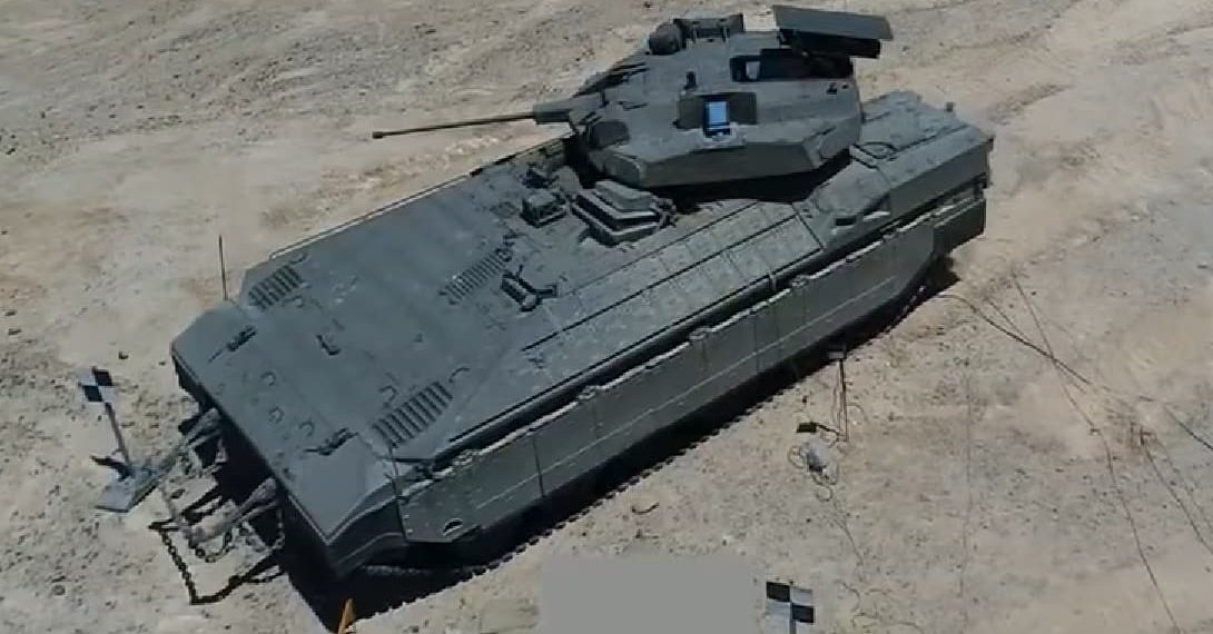 Modern Israeli infantry fighting vehicle shows its anti-tank capability ...
