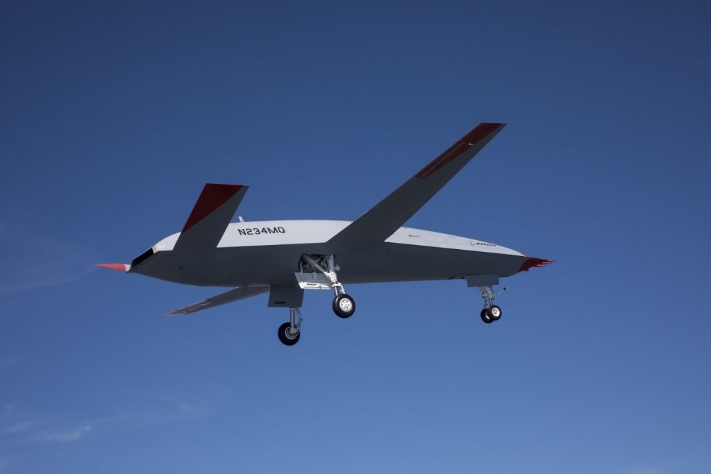 Boeing releases air-to-air footage showing first flight of unmanned ...