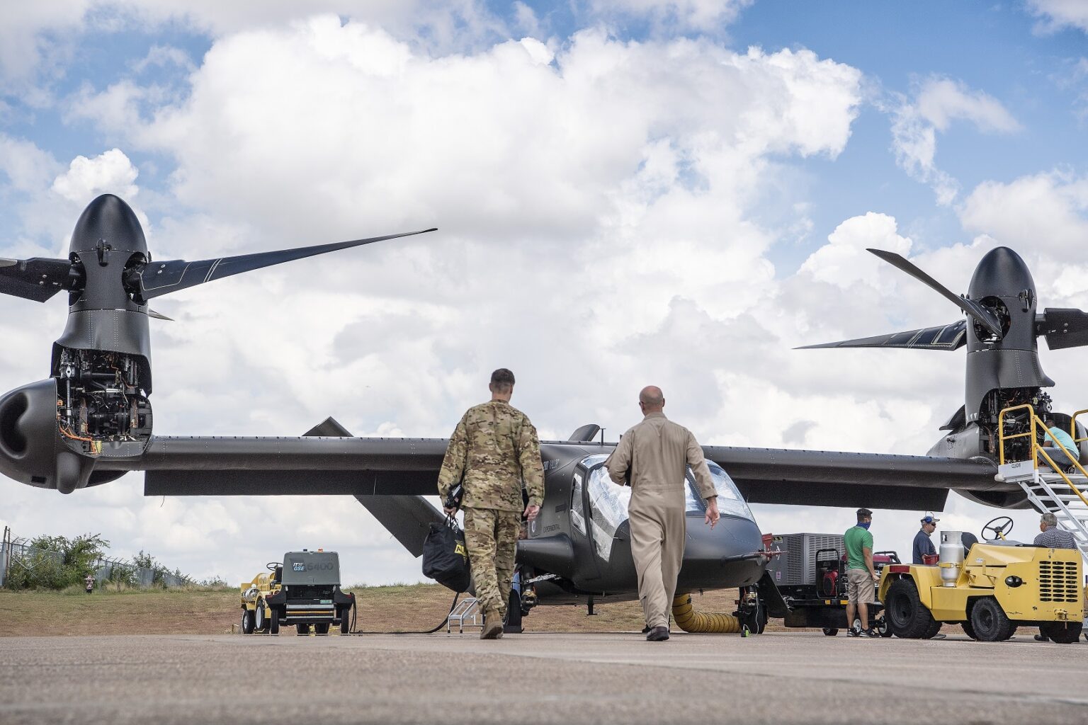 U.S. Army experimental test Pilots conducted flight of Bell V-280 Valor