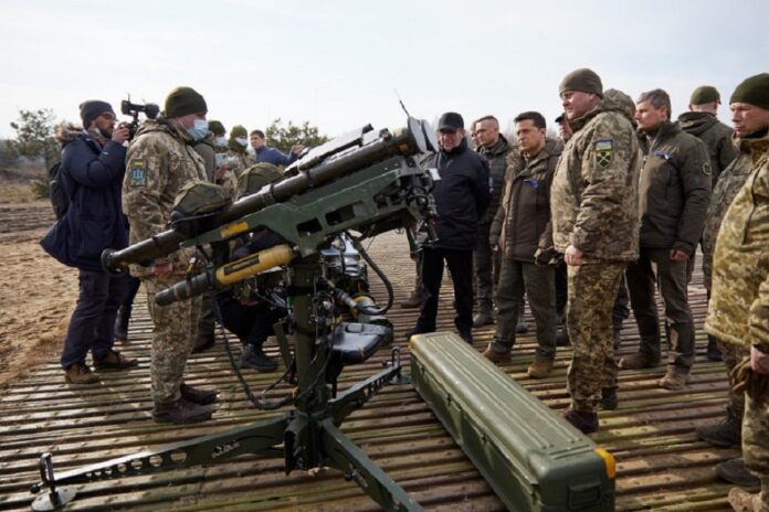 Ukrainian army fields Stinger missiles in the face of Russian aggression
