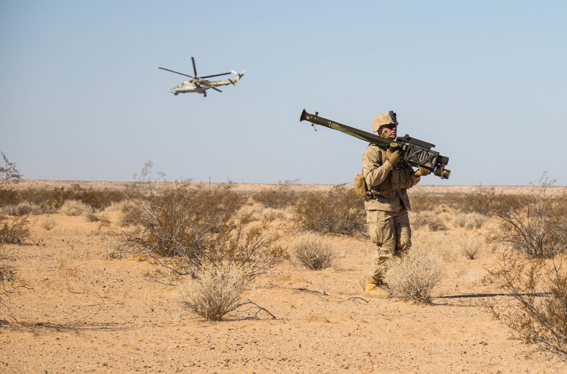 US Marines train to shoot down Russian helicopters