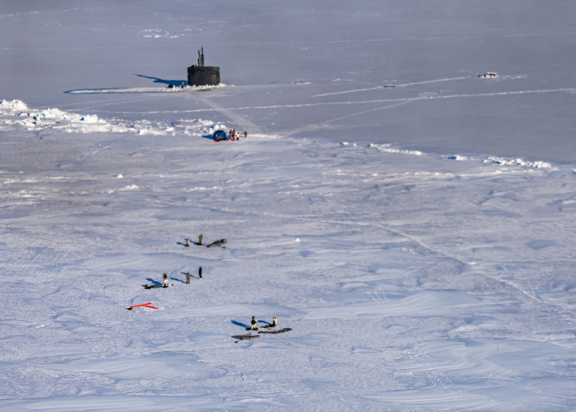 US commandos conducted high-altitude airborne training exercise in Arctic