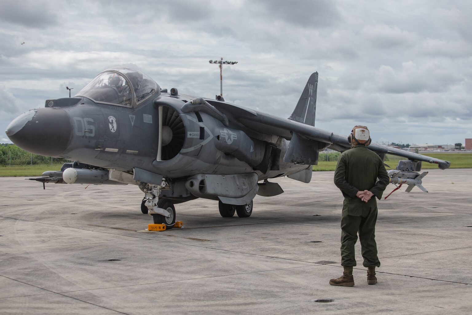 US Marines conduct Harrier air-to-air live fire training employment