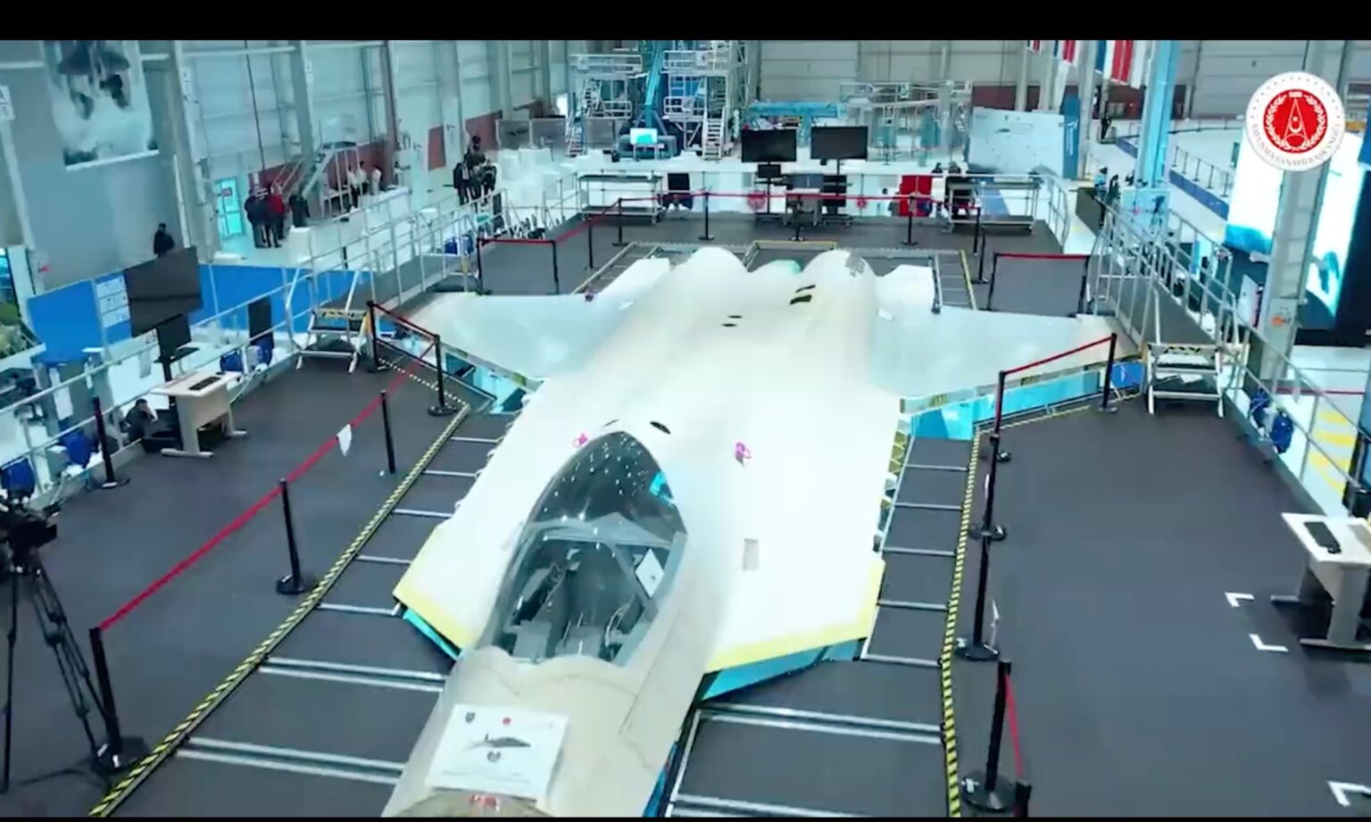 Turkey unveils first prototype of ‘game-changing’ fighter