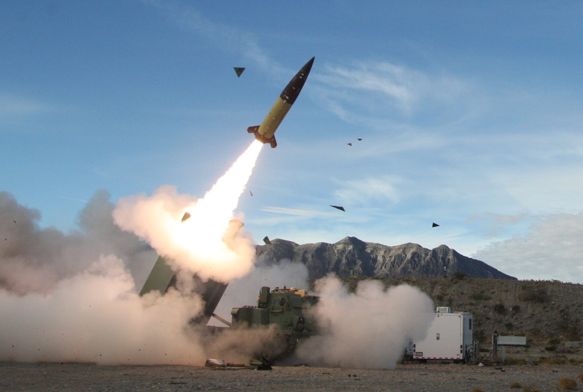 Pentagon wants to purchase 1700 tactical missiles