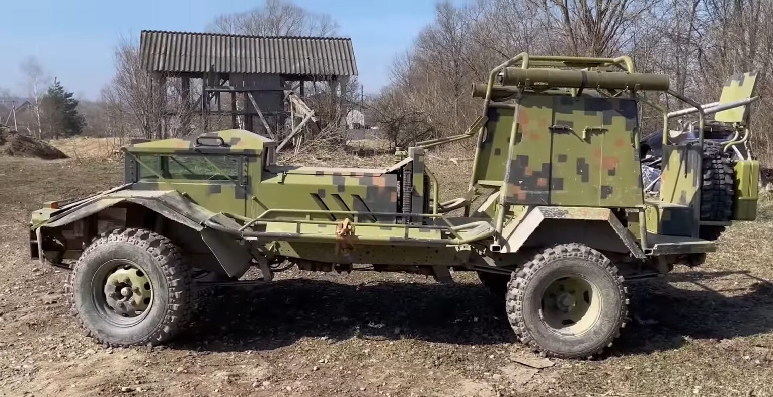 Ukrainian engineers build post-apocalyptic combat vehicle