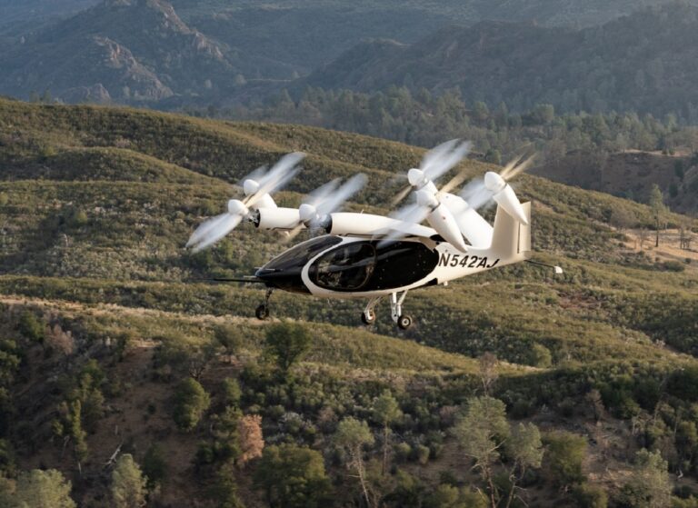US Air Force to receive electric flying vehicles