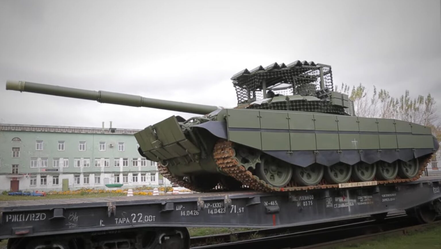 Russian military receives new batch of combat vehicles