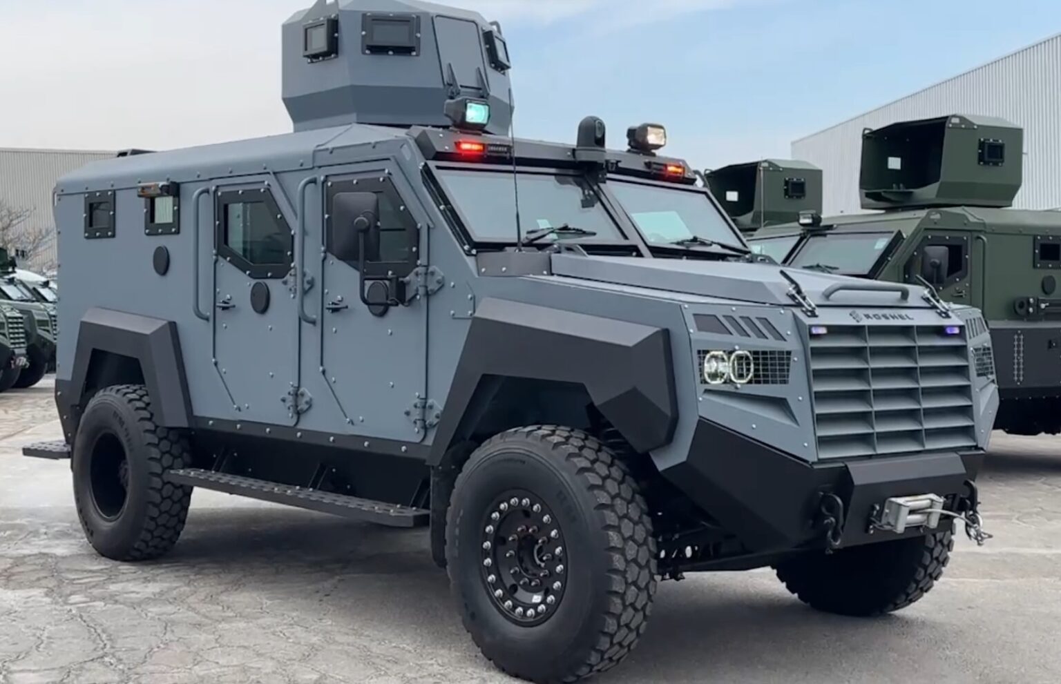 Roshel introduces new Senator emergency response vehicle