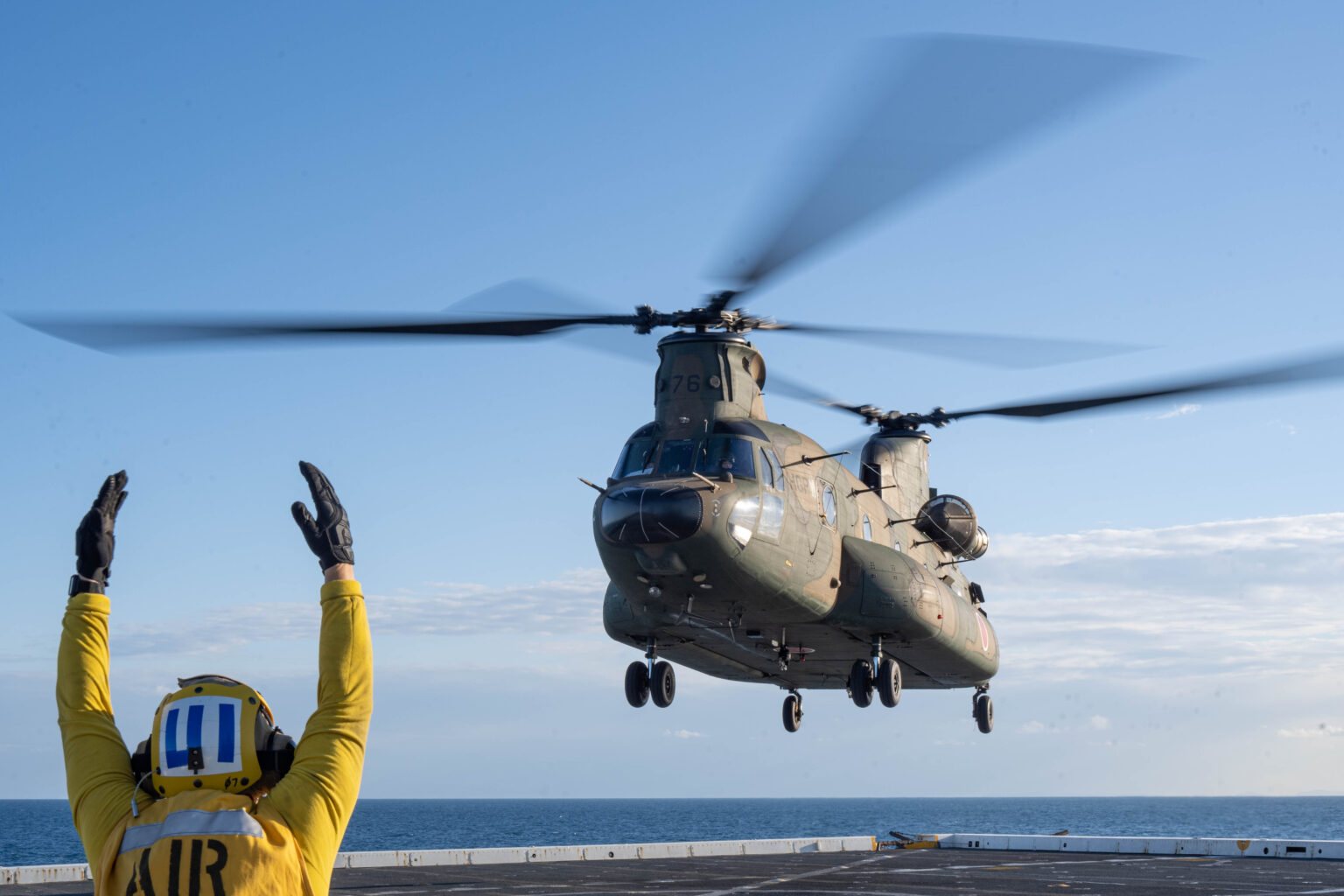Japan buys new CH-47 Chinook helicopters