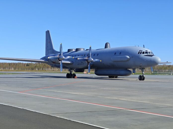 Russian Il-20 spy plane monitors Ukraine from Belarus airspace