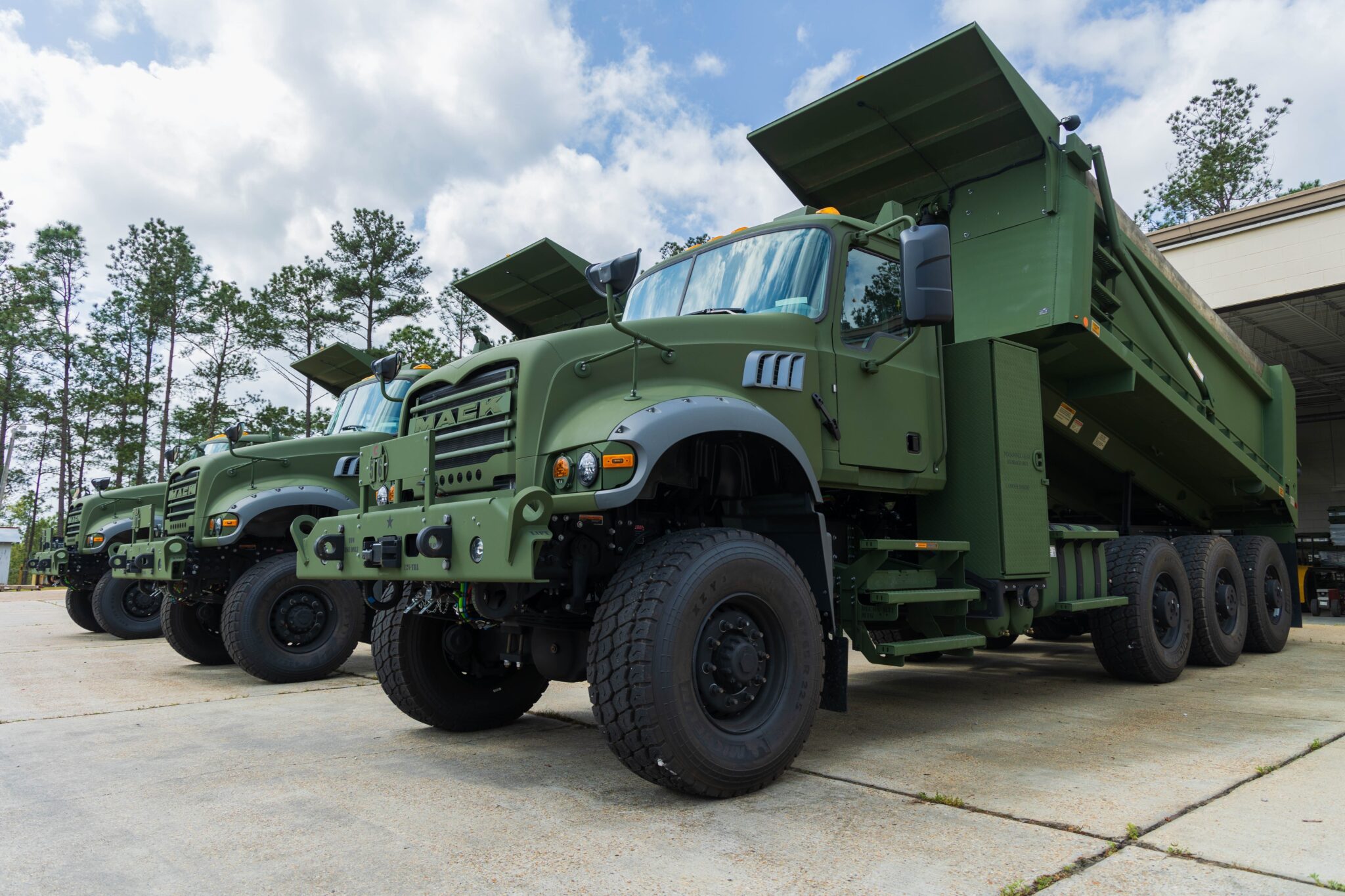 Defence Blog - Mack Defense secures new U.S. Army order for 86 M917A3 ...