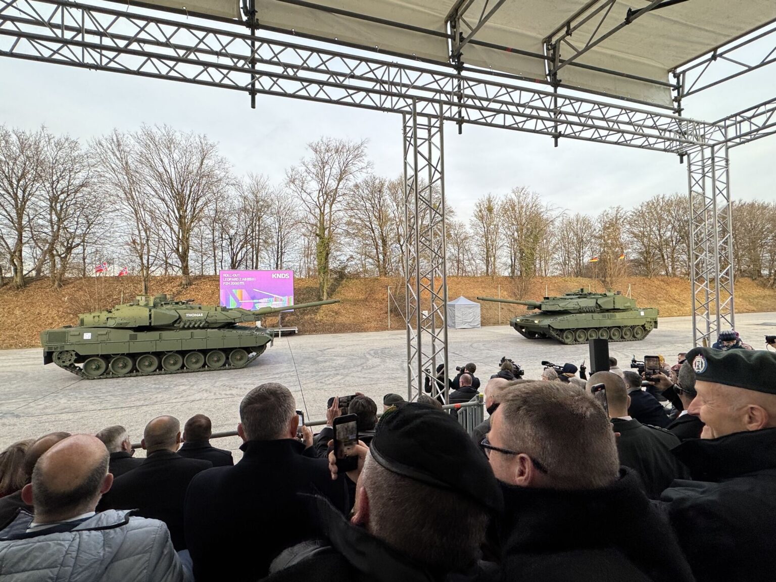 Germany and Norway roll out new Leopard 2A8 tanks