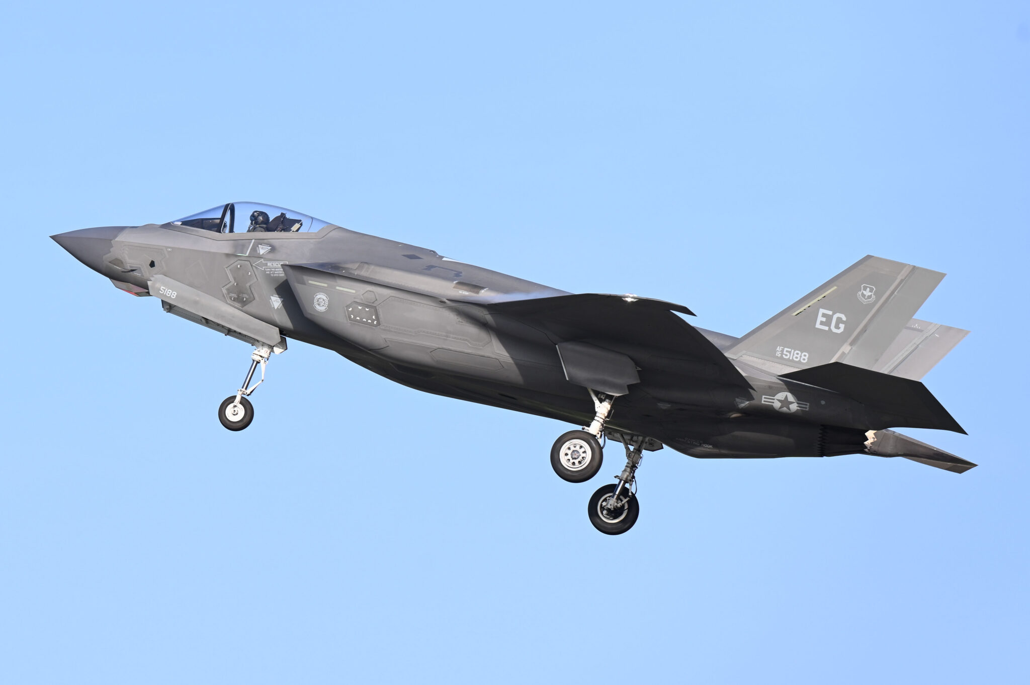 U.S. Air Force seeks next-gen solutions for aircraft defense