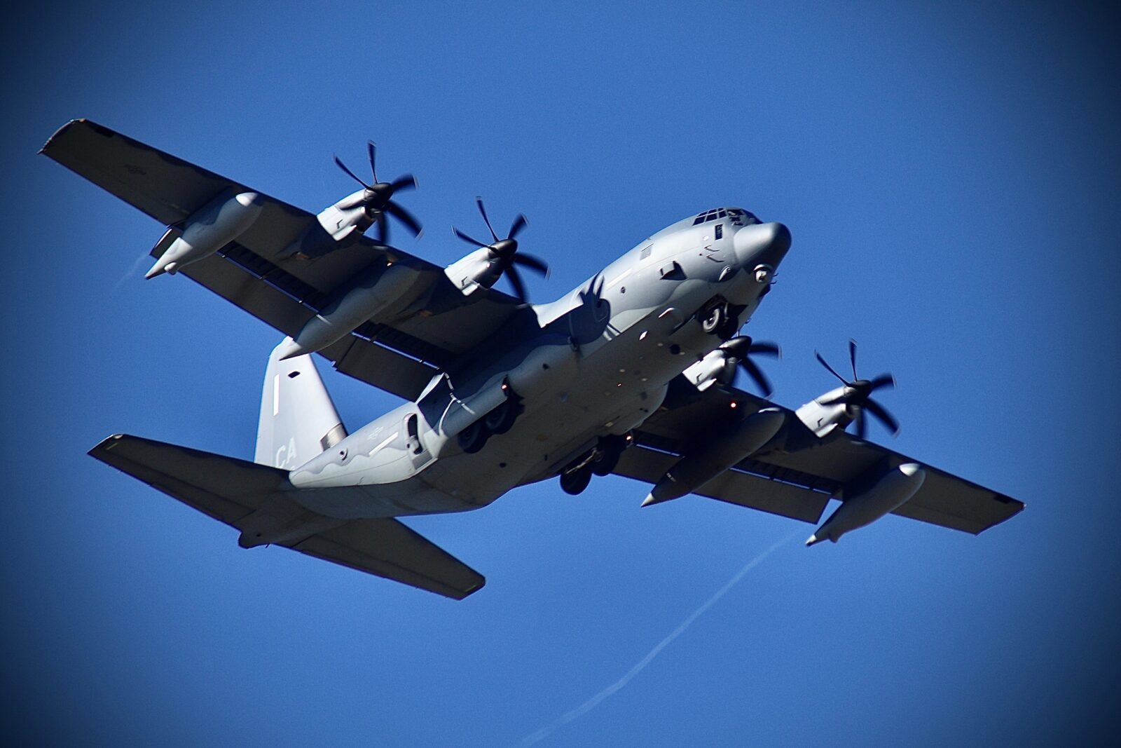 U.S. Air Force sends CSAR aircraft to Middle East