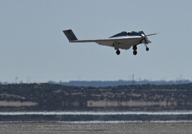DARPA complete first flight of XRQ-73 hybrid stealth drone